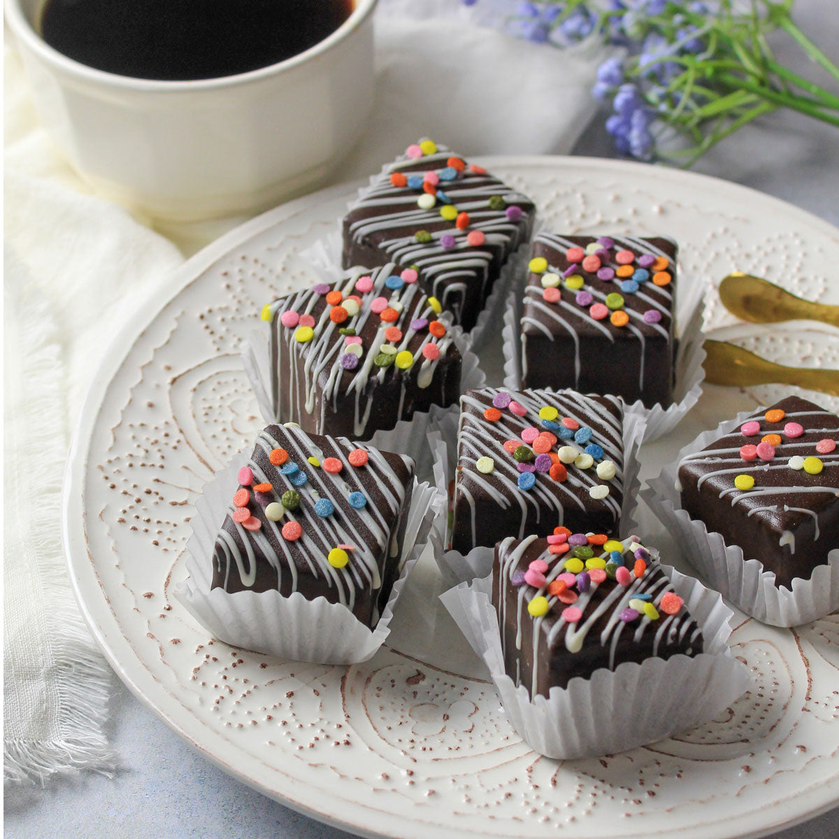 Chocolate Signature Tea Cake — ifiGOURMET