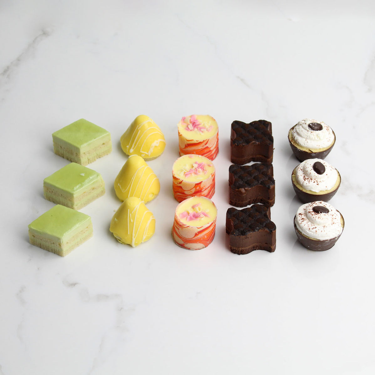 Mini Italian Pastries Assortment — ifiGOURMET